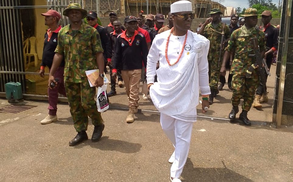 General Ochei Gives Uncle, Pa Echezona Ochei A Befitting Burial At ...